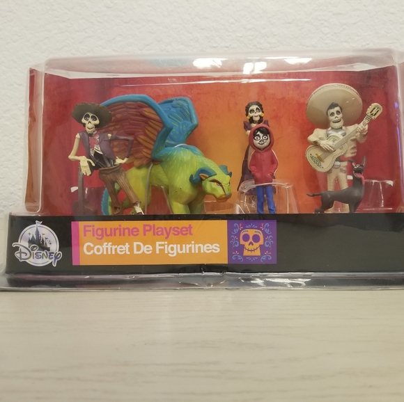 Disney | Toys | Coco Deluxe Figure Play Set | Poshmark